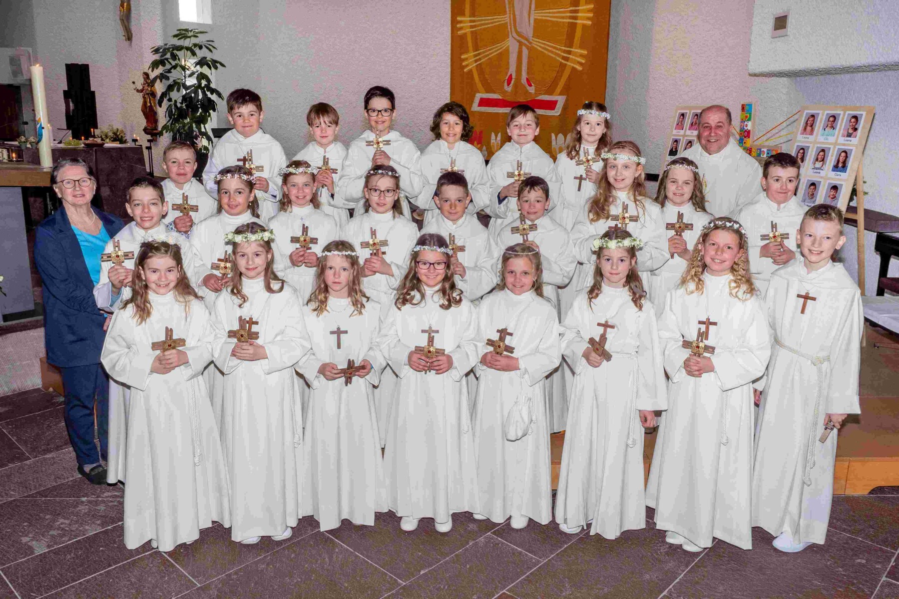 Erstkommunion | Heiligkreuz | 2023 - Römisch-Katholische Seelsorgeeinheit